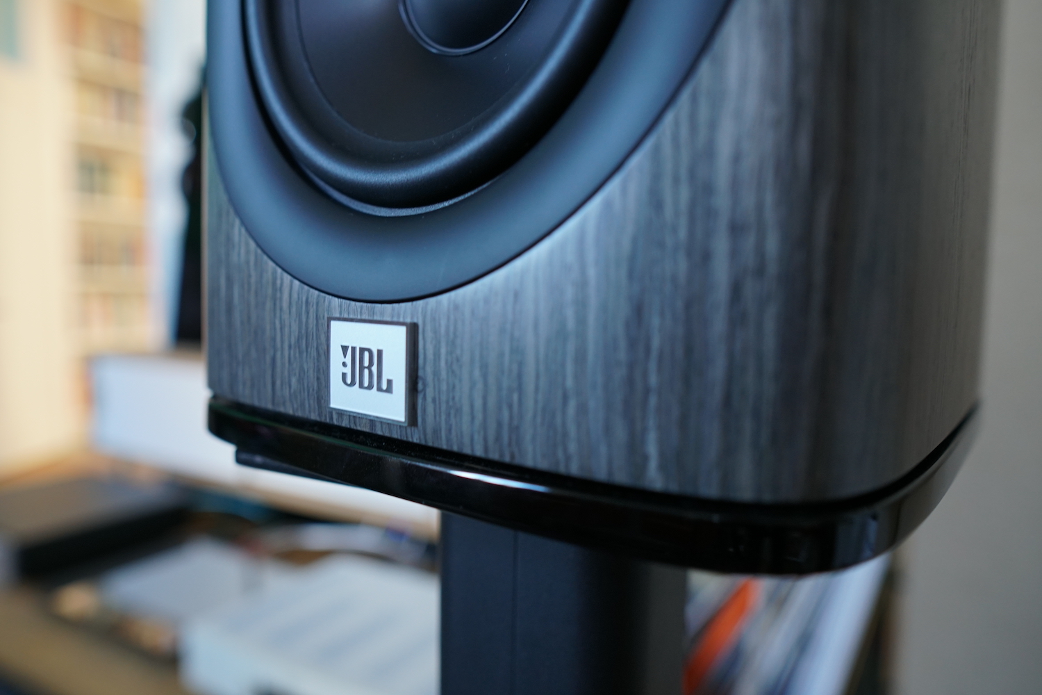Review JBL Synthesis HDI 1600